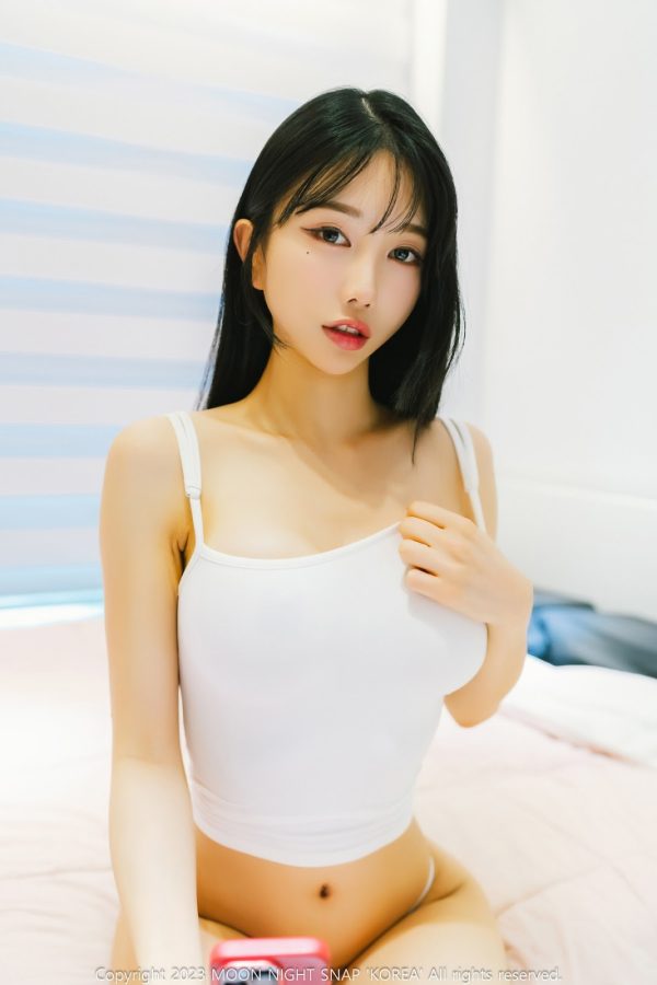 Bộ Ảnh Nóng 18+ Gái Xinh Yunjin 챌이: Bộ Ảnh “Moon Night Snap” Set 02 Trên OnlyFans - DopaGirls ...
